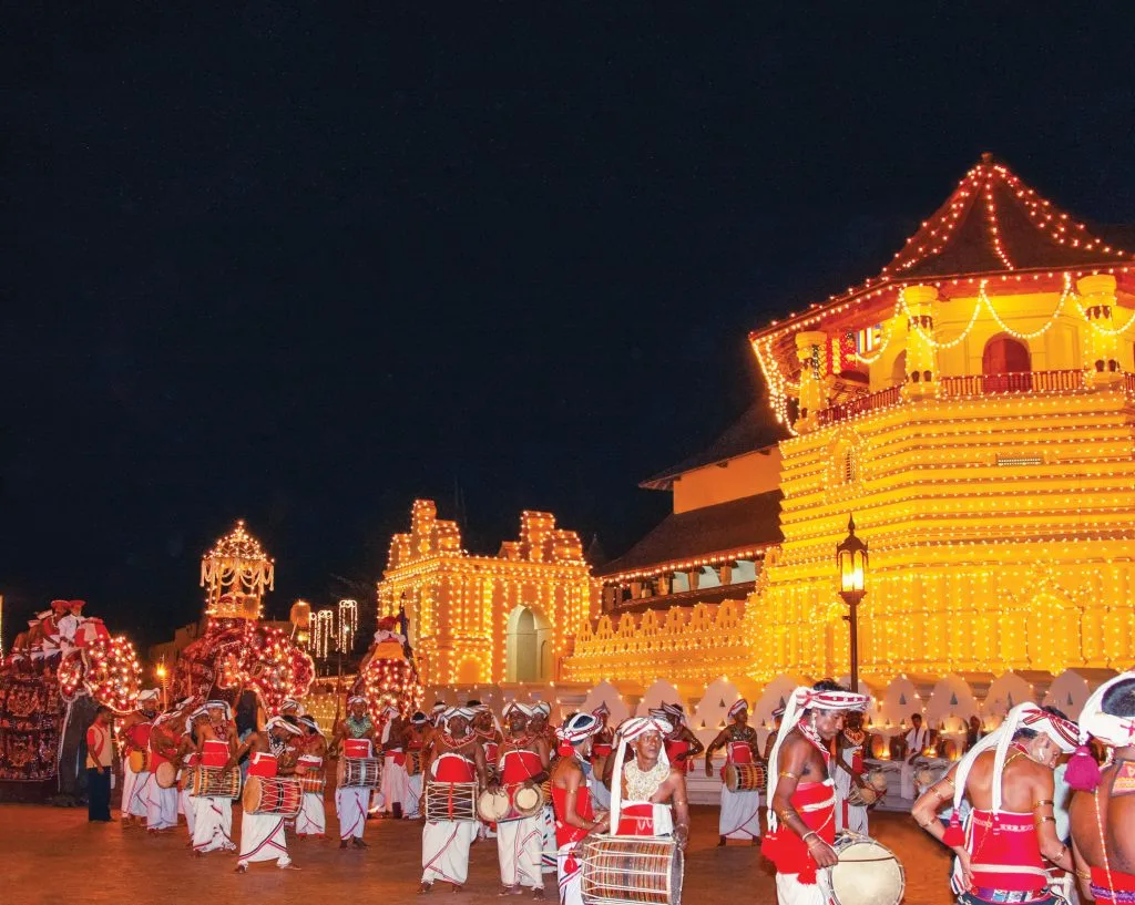 What is the Annual Esala Perahera in Kandy – Sri Lanka? - Travel ...